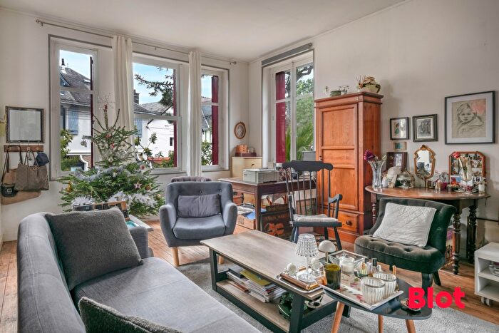 Maison à vendre - La Baule-Escoublac - 13 pièces - 8 chambres