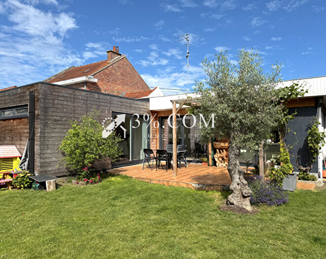 Maison 4 pièces à Neuville-en-Ferrain, à vendre