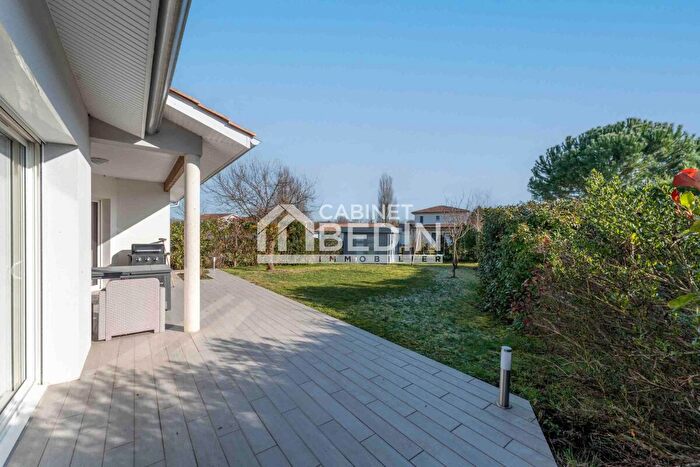 Maison à vendre - Blanquefort - 6 pièces - 3 chambres