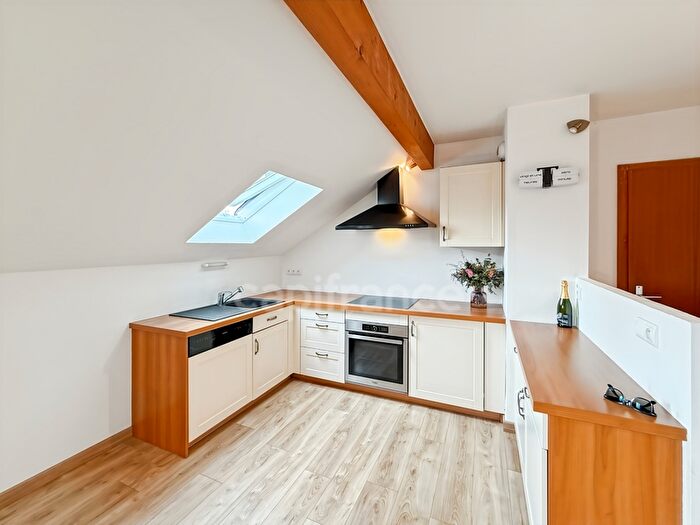 Appartement à vendre - Grilly - 2 pièces - 1 chambre