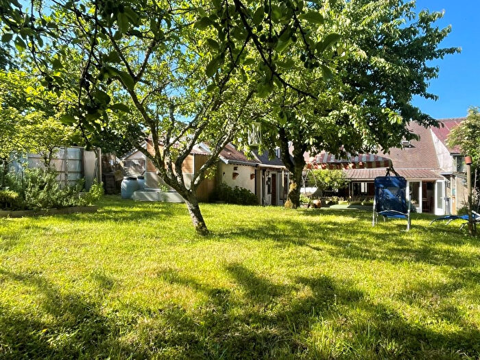 Maison 8 pièces à vendre - Beaumont-les-Autels