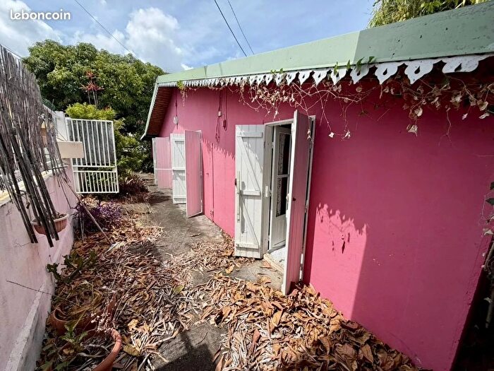 Maison à vendre - Saint-Joseph, Le Butor, Stade - 3 pièces - 2 chambres