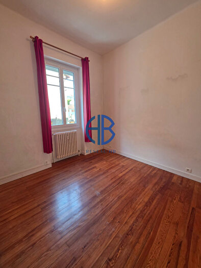 Bourgoin-Jallieu, Centre-ville, Pont Saint-Michel - Appartement 3 pièces à vendre