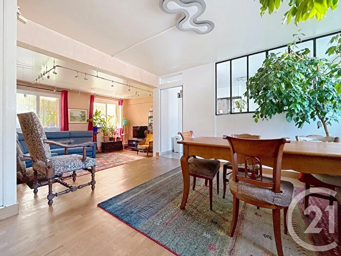 Appartement à vendre - Paris e , Bel-Air, Nord - 7 pièces - 5 chambres