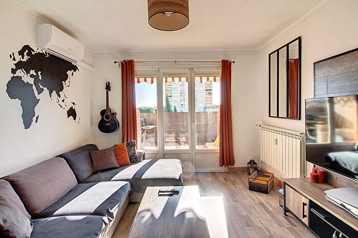 Appartement à louer - Draguignan, Centre-ville historique - 3 pièces - 2 chambres