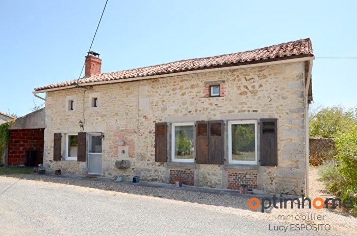 Saint-Laurent-de-Céris - Maison 6 pièces à vendre