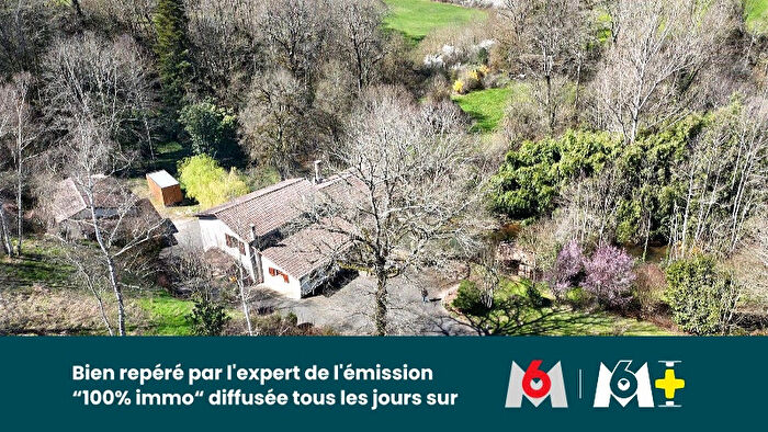 Maison 11 pièces à vendre à Terre-Clapier