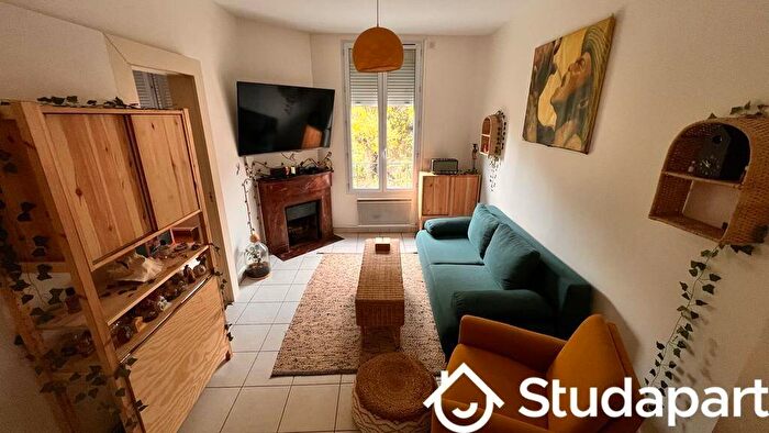 Appartement à louer - Centre, LHaÿ-les-Roses - 3 pièces - 1 chambre