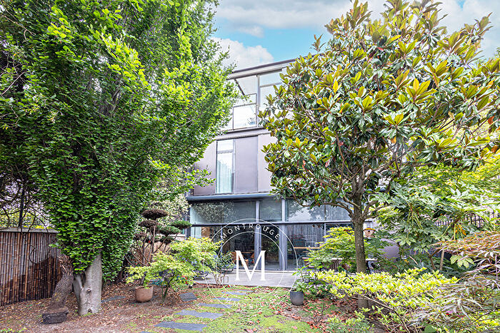 Maison 10 pièces à vendre à Montrouge, Jean-Jaurès
