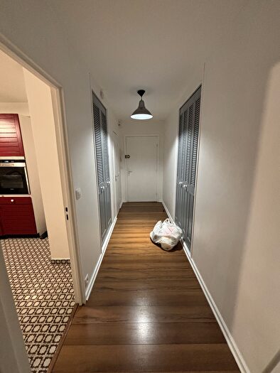 Appartement à louer - Marly-le-Roi, Montval, Côteaux - 2 pièces - 1 chambre