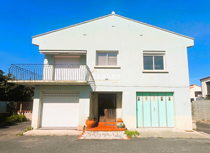 Maison à vendre - Sainte-Marie-la-Mer - 6 pièces - 4 chambres