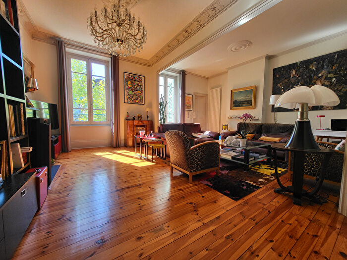 Appartement à vendre - Chamalières, Centre-ville, Carrefour de lEurope - 5 pièces - 3 chambres