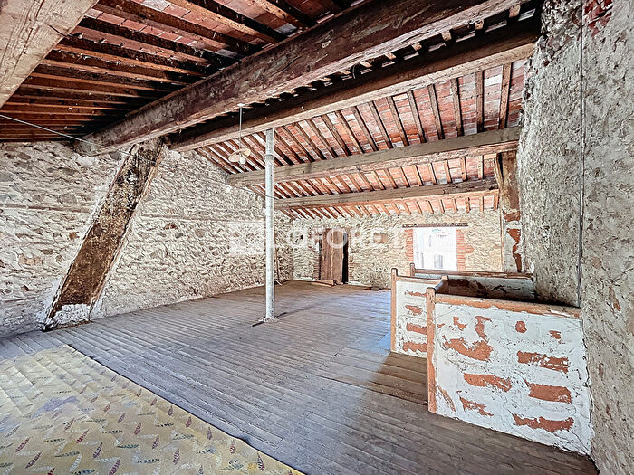 Maison à vendre - Trouillas - 4 pièces - 4 chambres