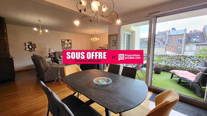 Saint-Quentin, Centre-ville : Appartement 5 pièces à vendre