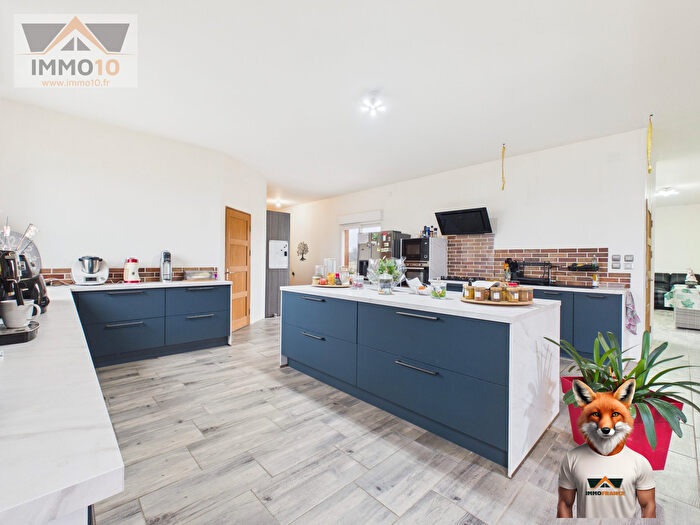 Maison à vendre - Mesnil-Saint-Père - 5 pièces - 3 chambres