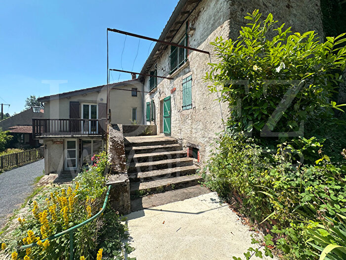 Maison 8 pièces à Saint-Amans-Valtoret, à vendre