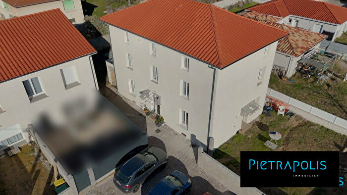 Agnin - Appartement 5 pièces à vendre