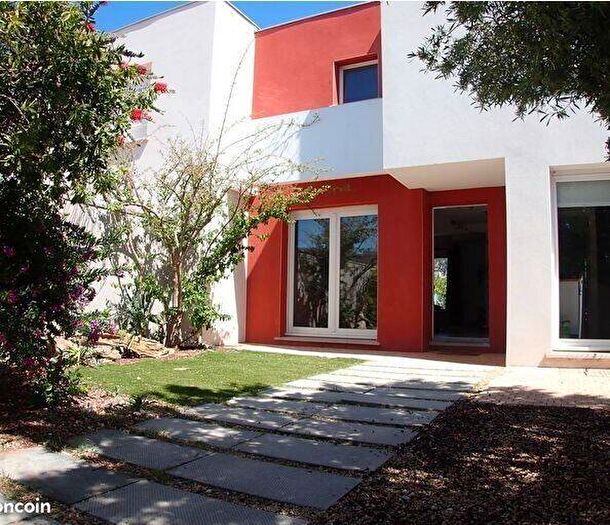 Espace Villeroy-Les Quilles, Sète : Maison 4 pièces à louer