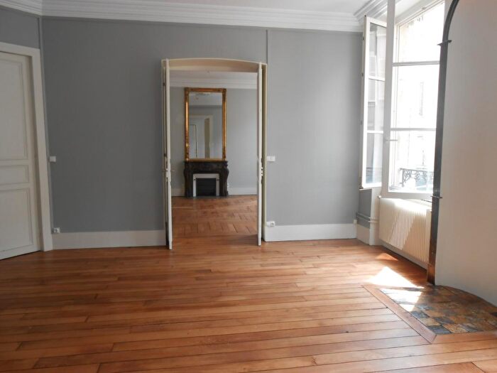 Appartement à louer - Nancy, Ville vieille, Léopold - 5 pièces - 3 chambres