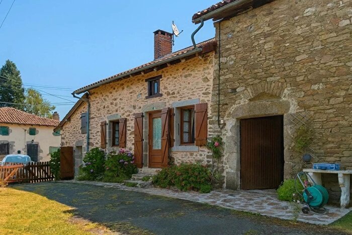 Maison à vendre - Cussac - 3 pièces - 2 chambres