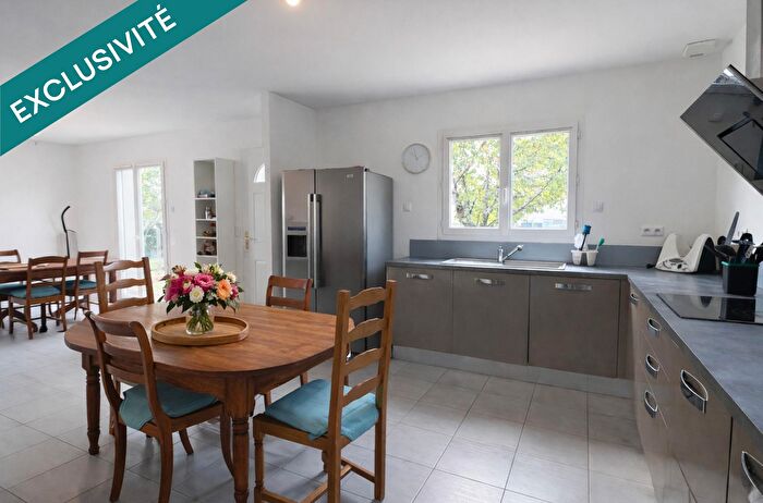 Maison à vendre - Labastide-Saint-Pierre - 5 pièces - 4 chambres