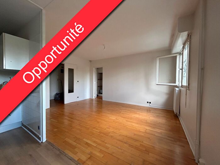 Appartement à vendre - Tours, Rochepinard - 2 pièces - 1 chambre