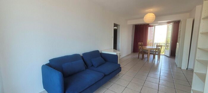 Appartement à louer - Saint-Martin-d'Hères, Centre-ville