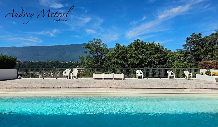 Appartement à vendre - Aix-les-Bains, Est - 4 pièces