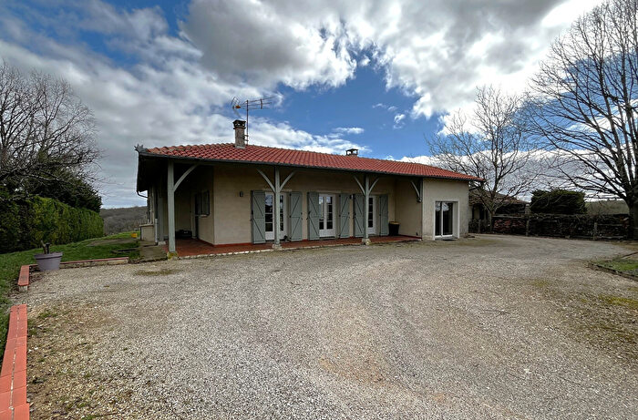 Maison à vendre - Caussade - 5 pièces - 3 chambres