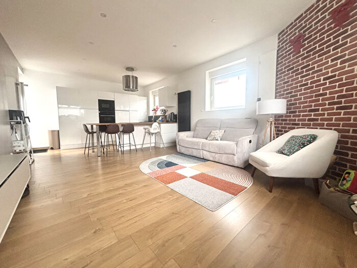 Maison 5 pièces à vendre à Hem, Longchamp, Hauts Champs