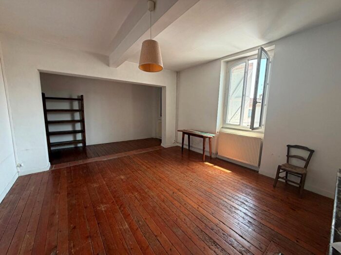 Appartement 4 pièces à Muret, Ox, à louer