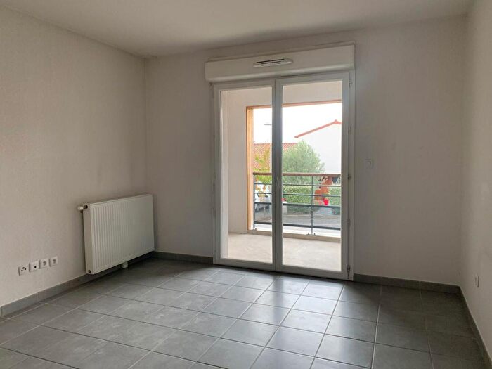 Appartement à vendre - Saint-Geniès-Bellevue - 2 pièces - 1 chambre