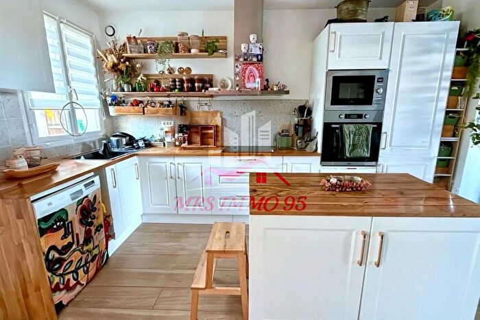 Maison à vendre - Chaumontel - 4 pièces - 3 chambres