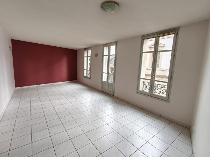 Appartement à louer - Espalion - 3 pièces - 2 chambres