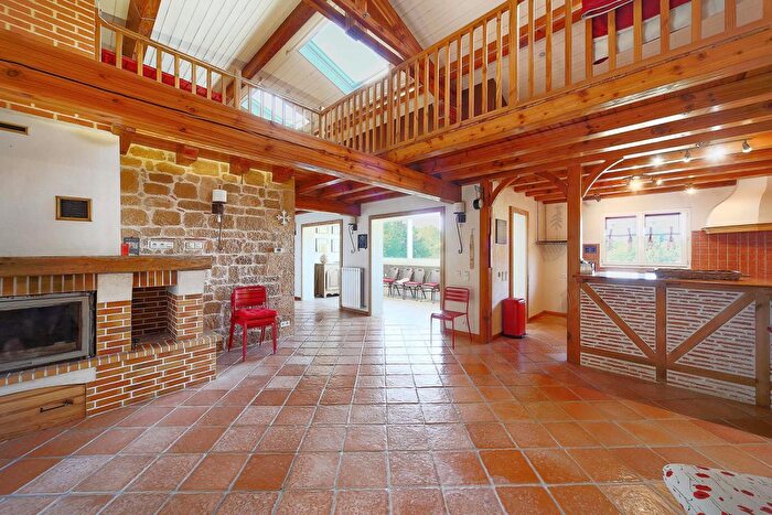 Le Rialet : Maison 9 pièces à vendre
