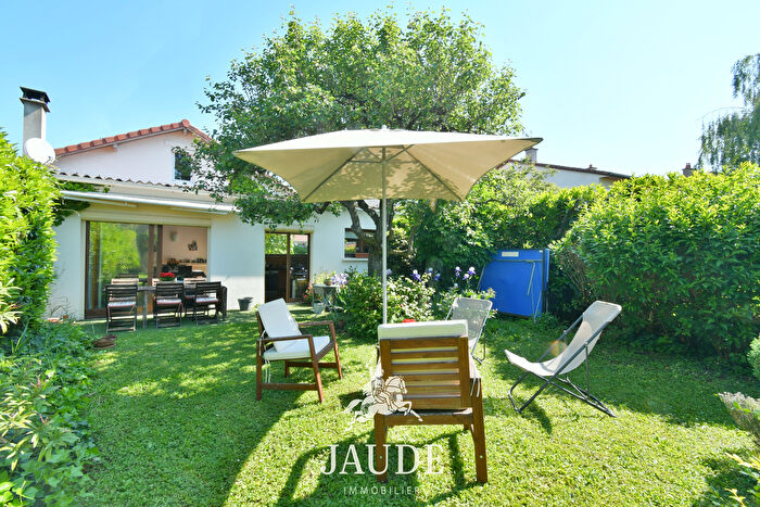 Maison à vendre - Clermont-Ferrand, Herbet, Brezet, Saint-Jean - 5 pièces - 3 chambres