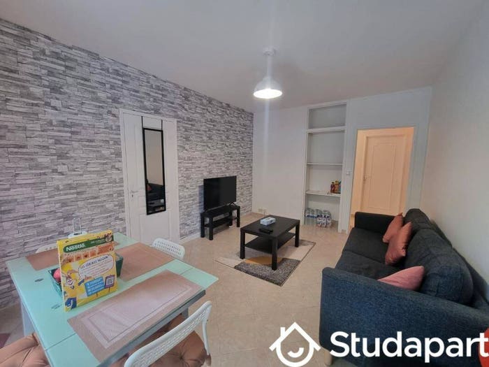 Mace, Saint-Étienne-du-Rouvray : Appartement 1 pièce à louer