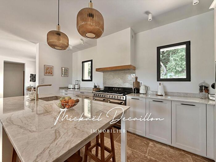 Maison 5 pièces à vendre à Nîmes