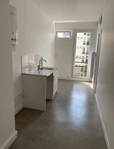 Appartement à louer - Villeneuve-la-Garenne, Nord - 2 pièces - 1 chambre