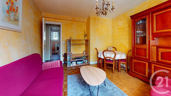Appartement 2 pièces à vendre - Aubervilliers, Centre-ville, Victor Hugo