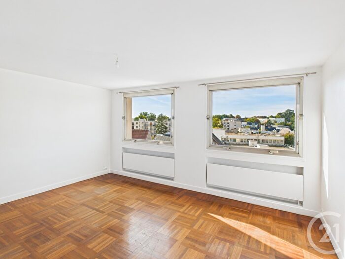 Appartement à vendre - Rambouillet, Centre-ville - 2 pièces - 1 chambre