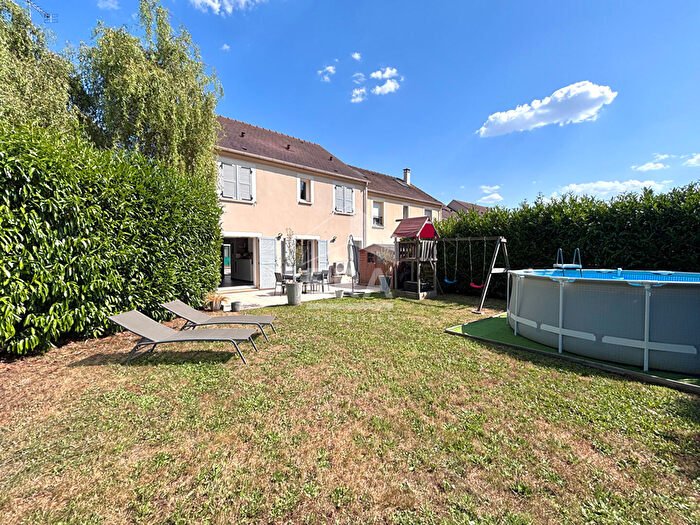 Maison 6 pièces à Jouars-Pontchartrain, à vendre
