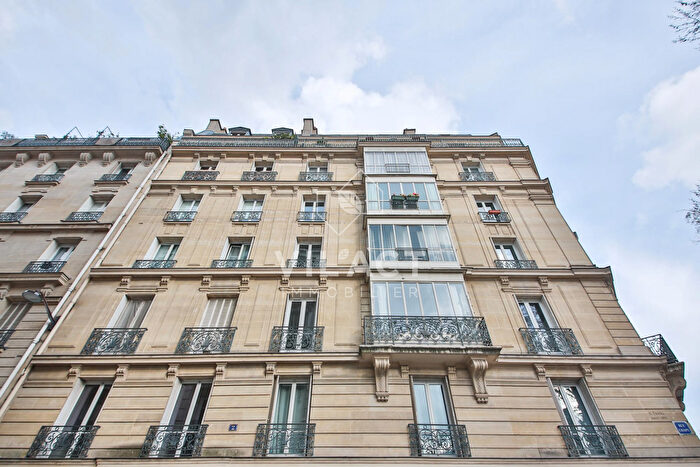 Appartement 4 pièces à vendre à Paris 16ème, Porte de Saint-Cloud, Auteuil-Sud