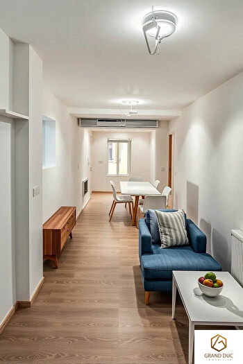 Appartement à vendre - Marseille e , Grands Carmes - 2 pièces - 1 chambre