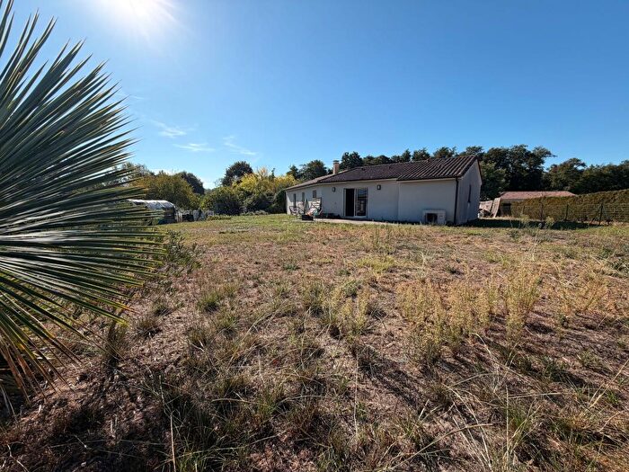 Maison 4 pièces à Roaillan, à vendre