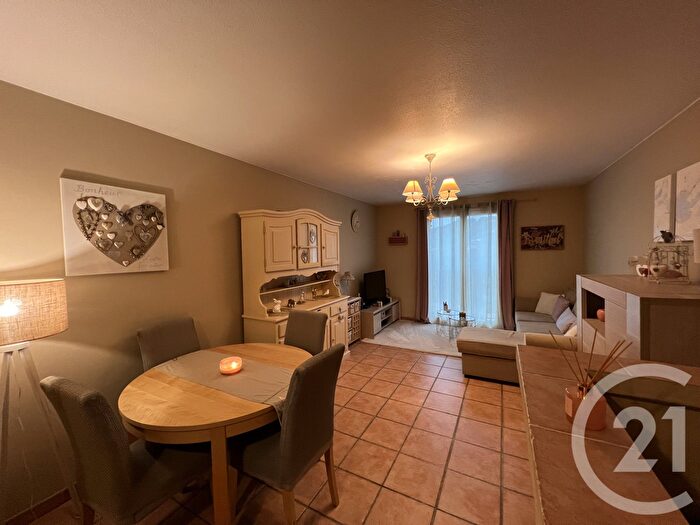 Appartement à vendre - Grimaud - 4 pièces - 3 chambres