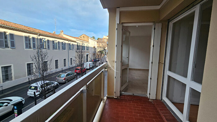 Appartement 4 pièces à vendre - Nîmes, Feuchères