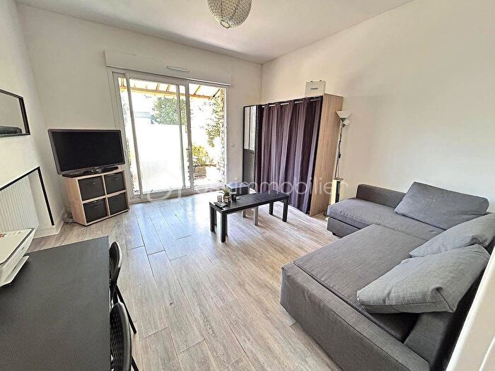 Appartement 1 pièce à Charles de Gaulle-Gambetta, Savigny-sur-Orge, à louer