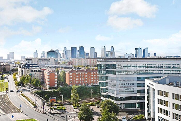 Appartement à louer - Agent Sarre-Centre-Les Vallées-La Garenne, Colombes - 4 pièces - 2 chambres