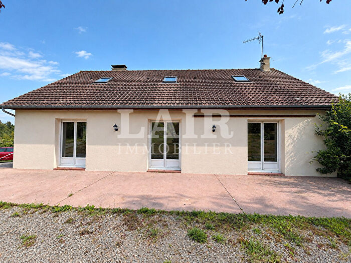 Magny-le-Désert : Maison 6 pièces à vendre